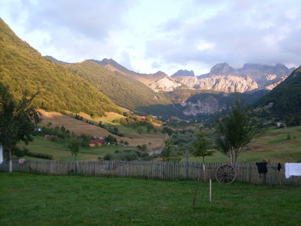 Trekking itinerante con Walden alla scoperta delle Alpi Albanesi