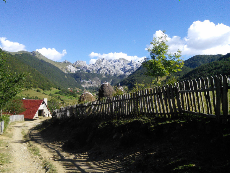 Trekking itinerante con Walden alla scoperta delle Alpi Albanesi